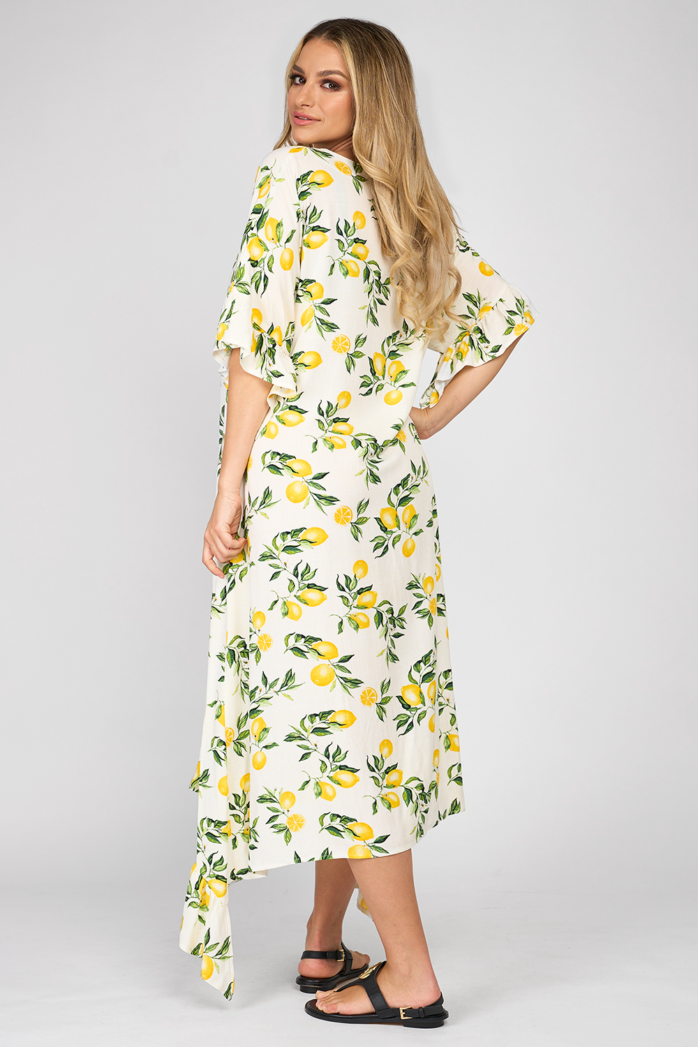 Rochie alba din vascoza, imprimeu cu lamai